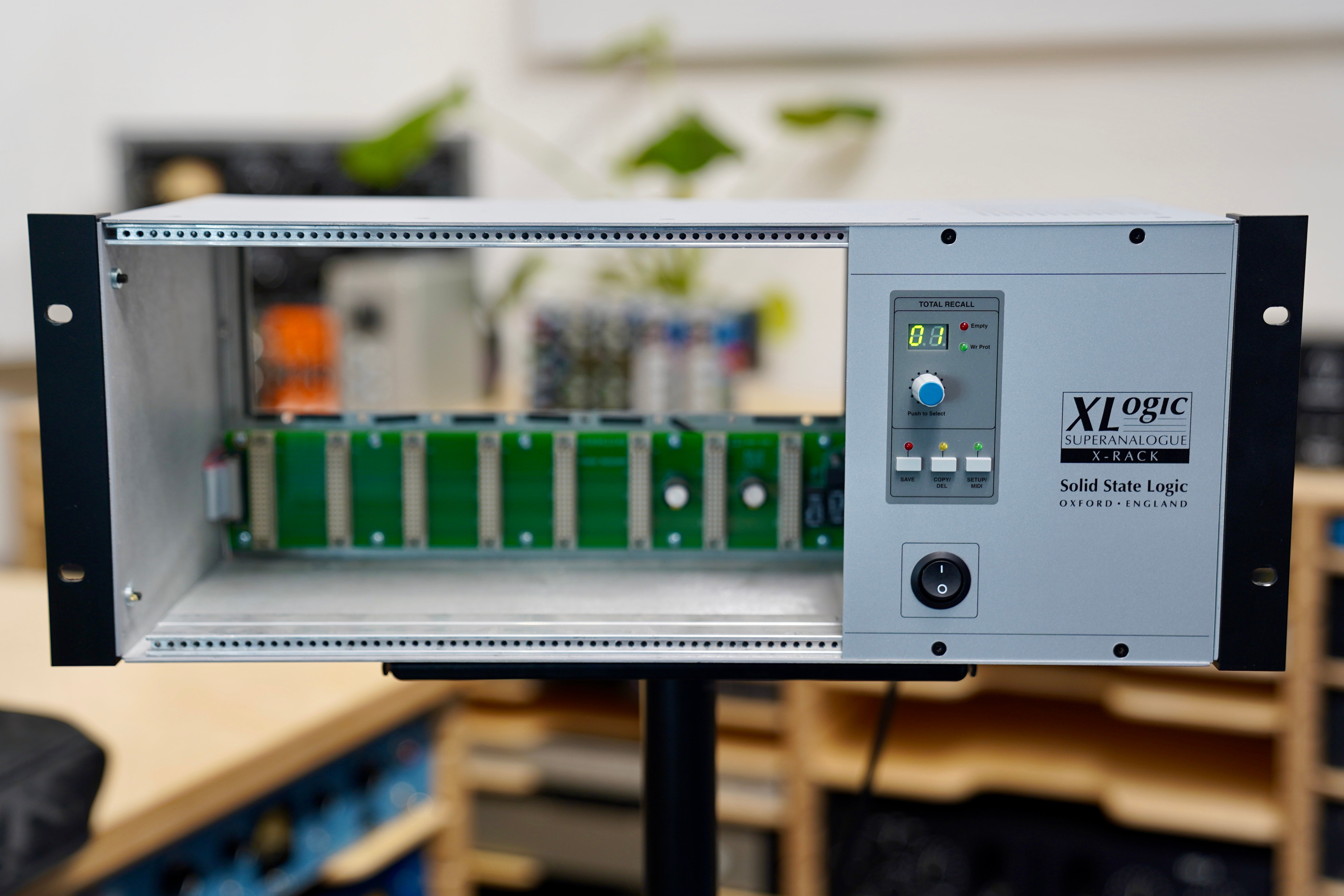 SSL X-Rack Chassis – Make Noise Pro Audio