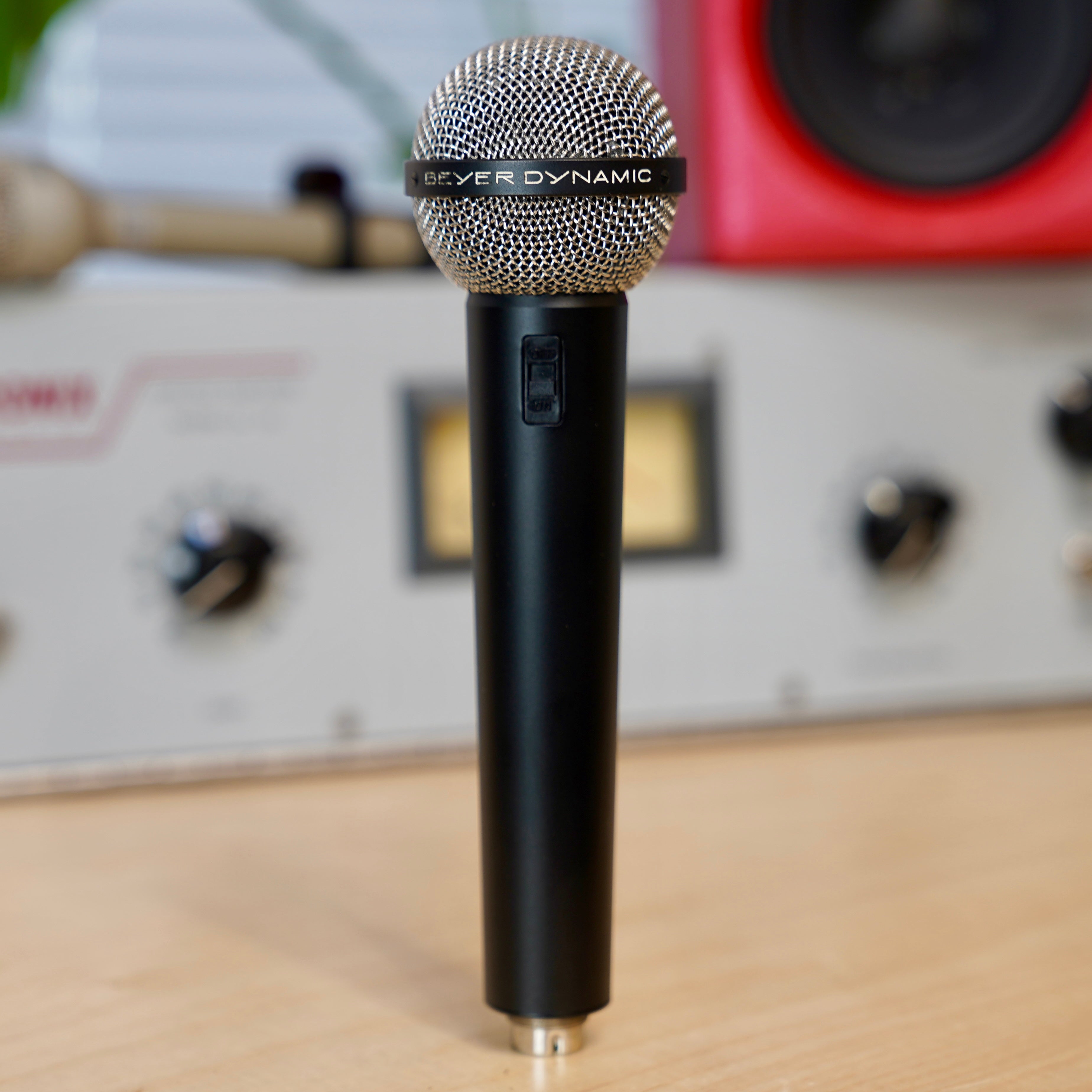 Beyerdynamic M260 N Ribbon Microphone – Make Noise Pro Audio