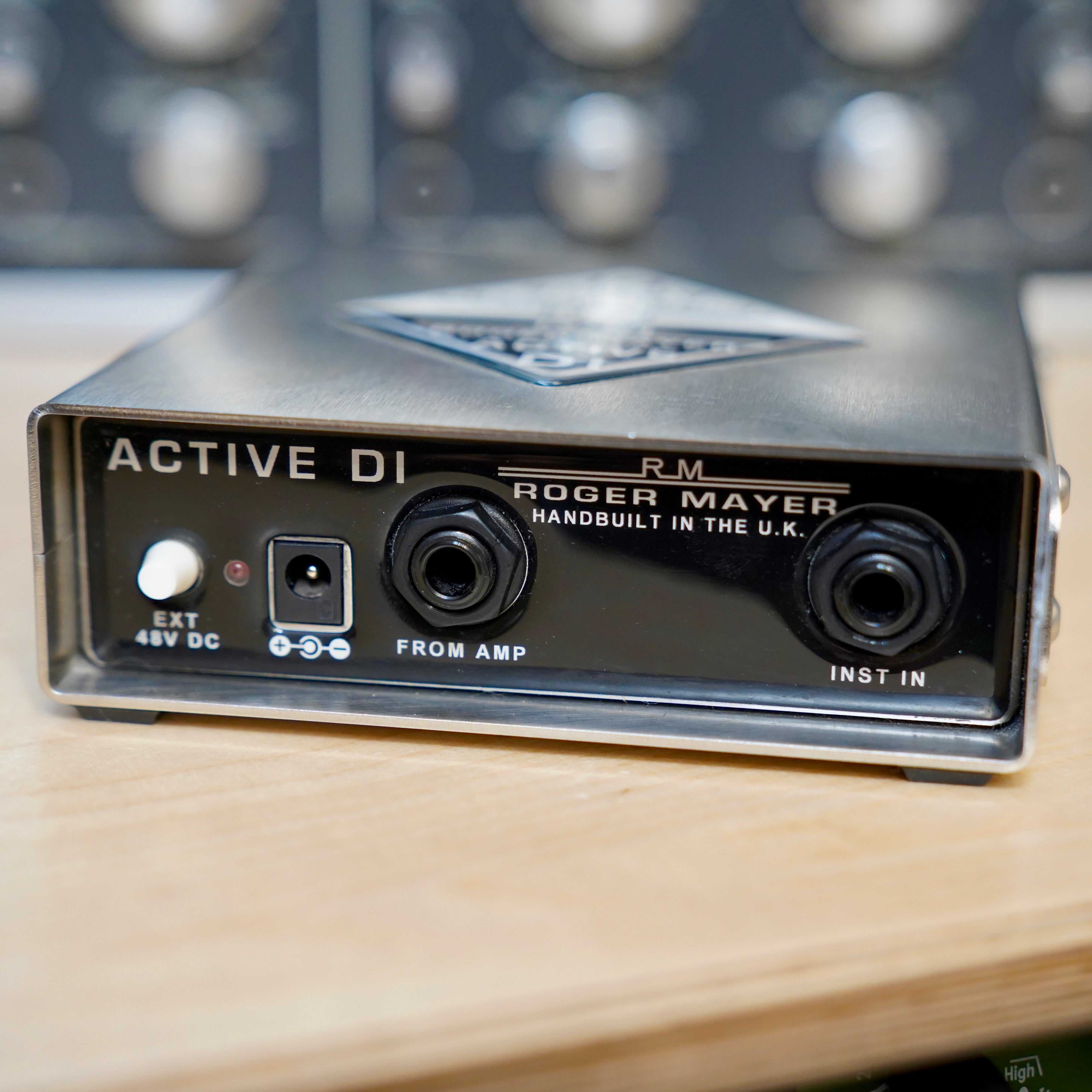 Roger Mayer D1 Active DI – Make Noise Pro Audio