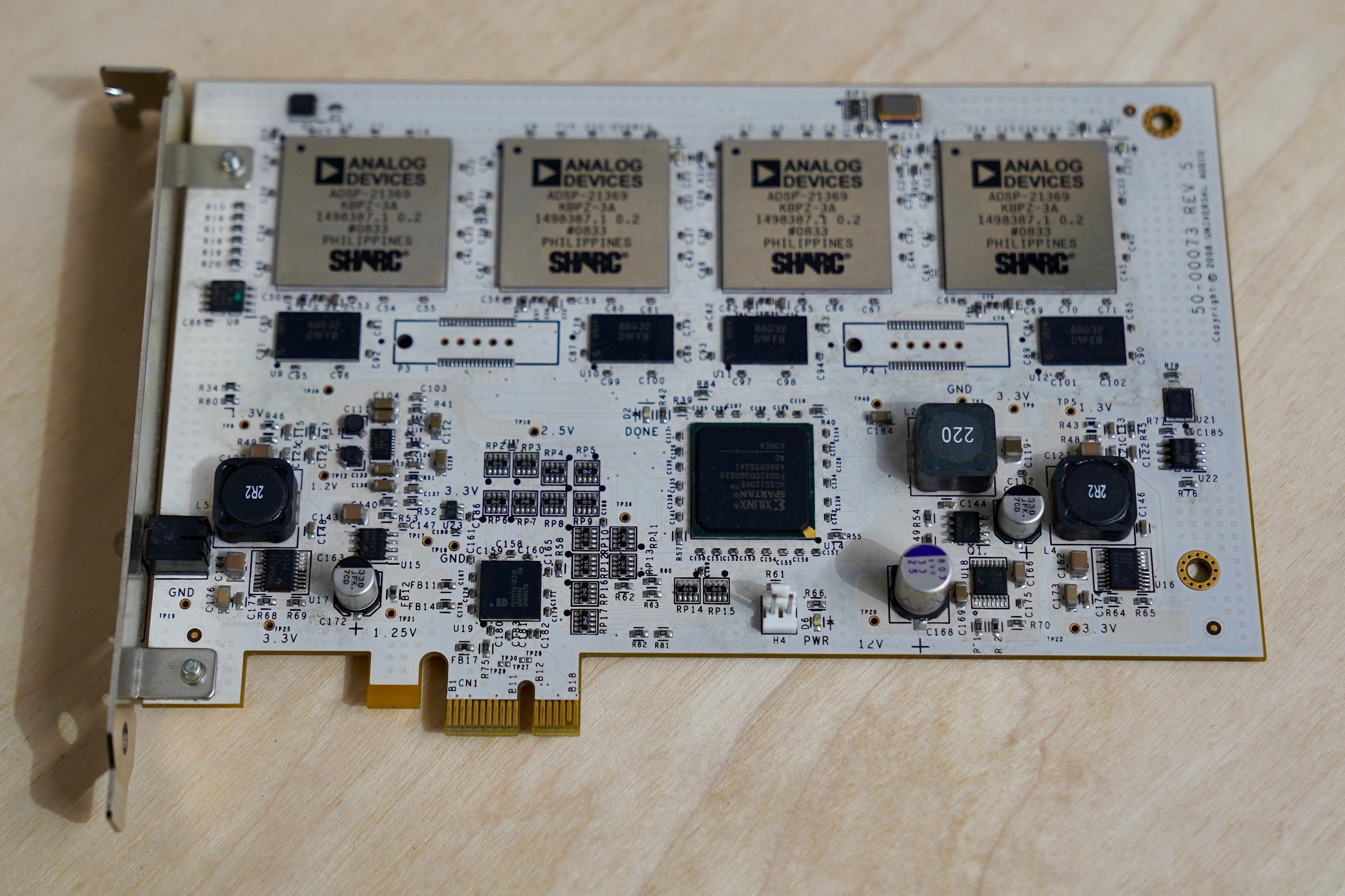 Universal Audio UAD-2 Quad PCIe Card – Make Noise Pro Audio