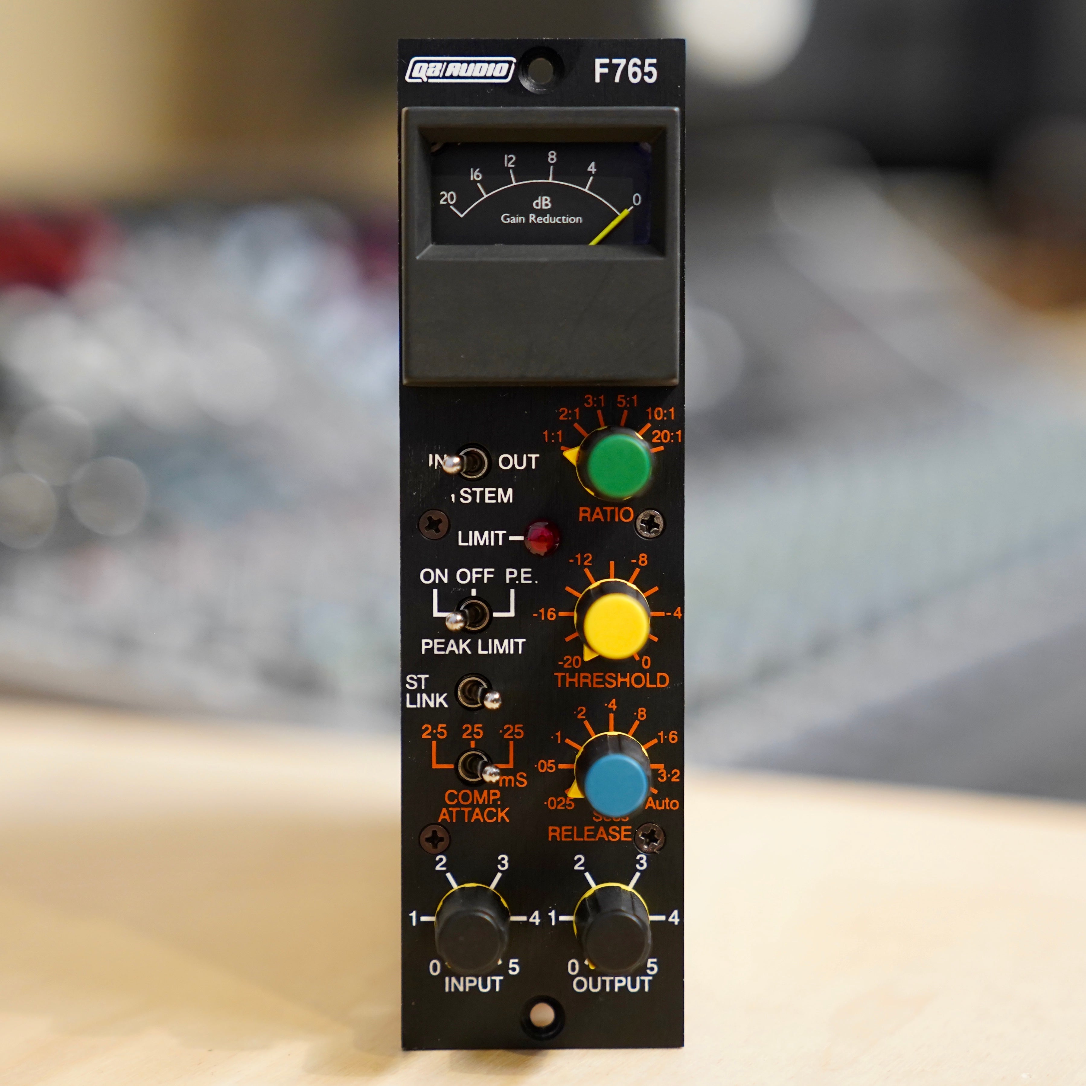 Q2 Audio Compex F765 – Make Noise Pro Audio